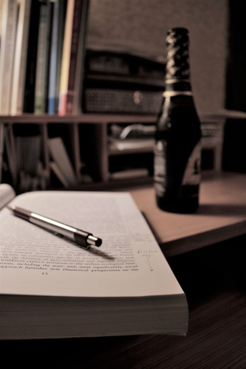 Dry Campus, My Ass: An Autoethnography of U.S. Academic Drinking Culture